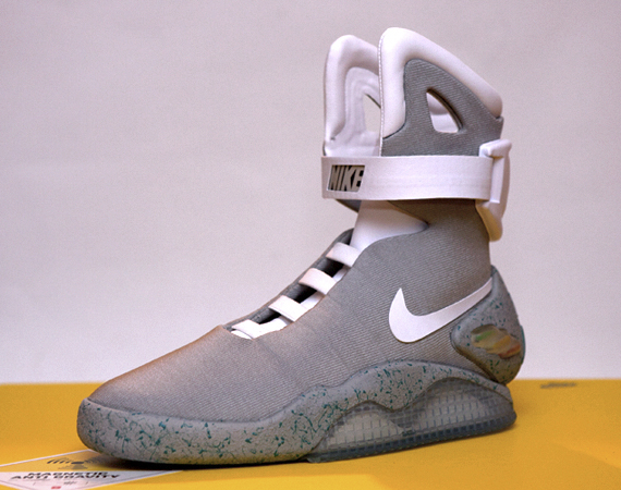 2011 Nike MAG 開箱文 by freshness - A Day Magazine