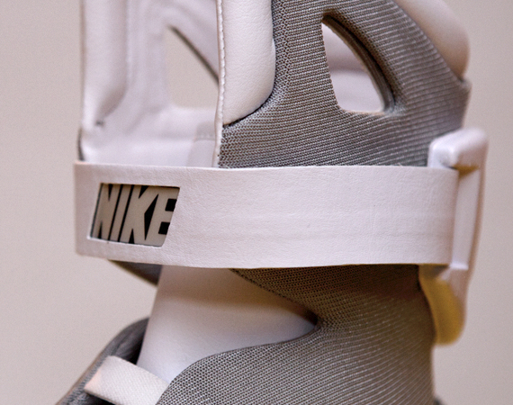 2011 Nike MAG 開箱文 by freshness - A Day Magazine
