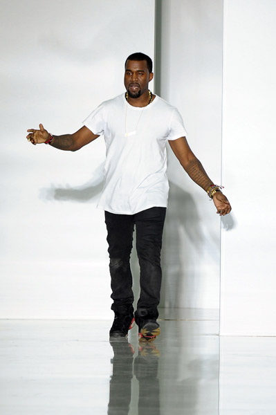 Kanye West Spring 2012 Collection 巴黎時尚展亮相 - A Day Magazine