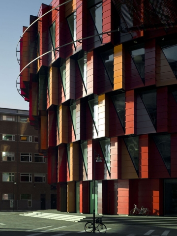 Wingårdh Arkitektontor 作品：Chalmers 大學 Lindholmen 科技大樓 - A Day Magazine