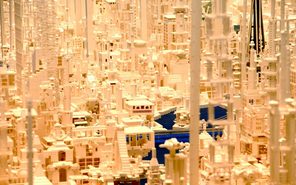 超壯觀！180萬塊LEGO打造日本立體地圖 - A Day Magazine