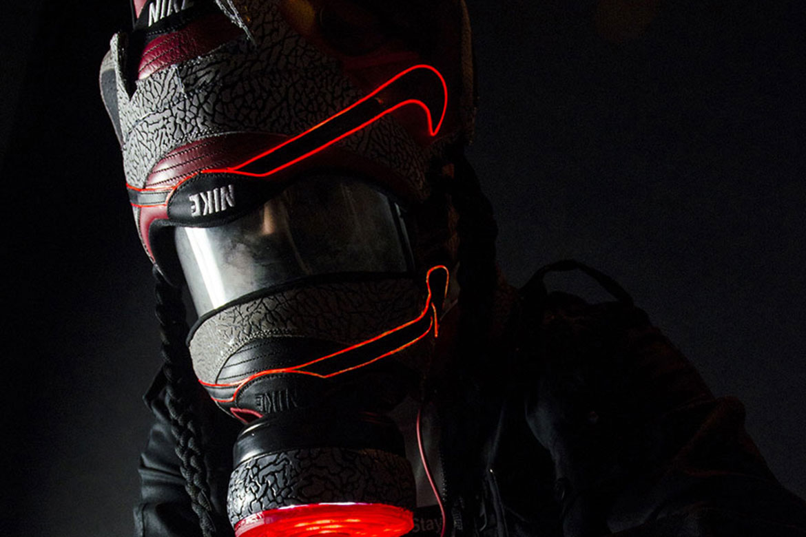 Freehand Profit又一瘋狂之作，Supreme x Nike Dunk SB防毒面具 - A Day Magazine