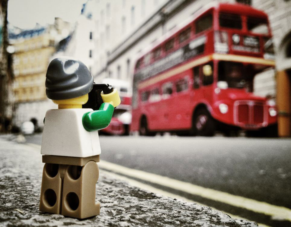 Leg O’Grapher : LEGO攝影師的英國冒險之旅 - A Day Magazine