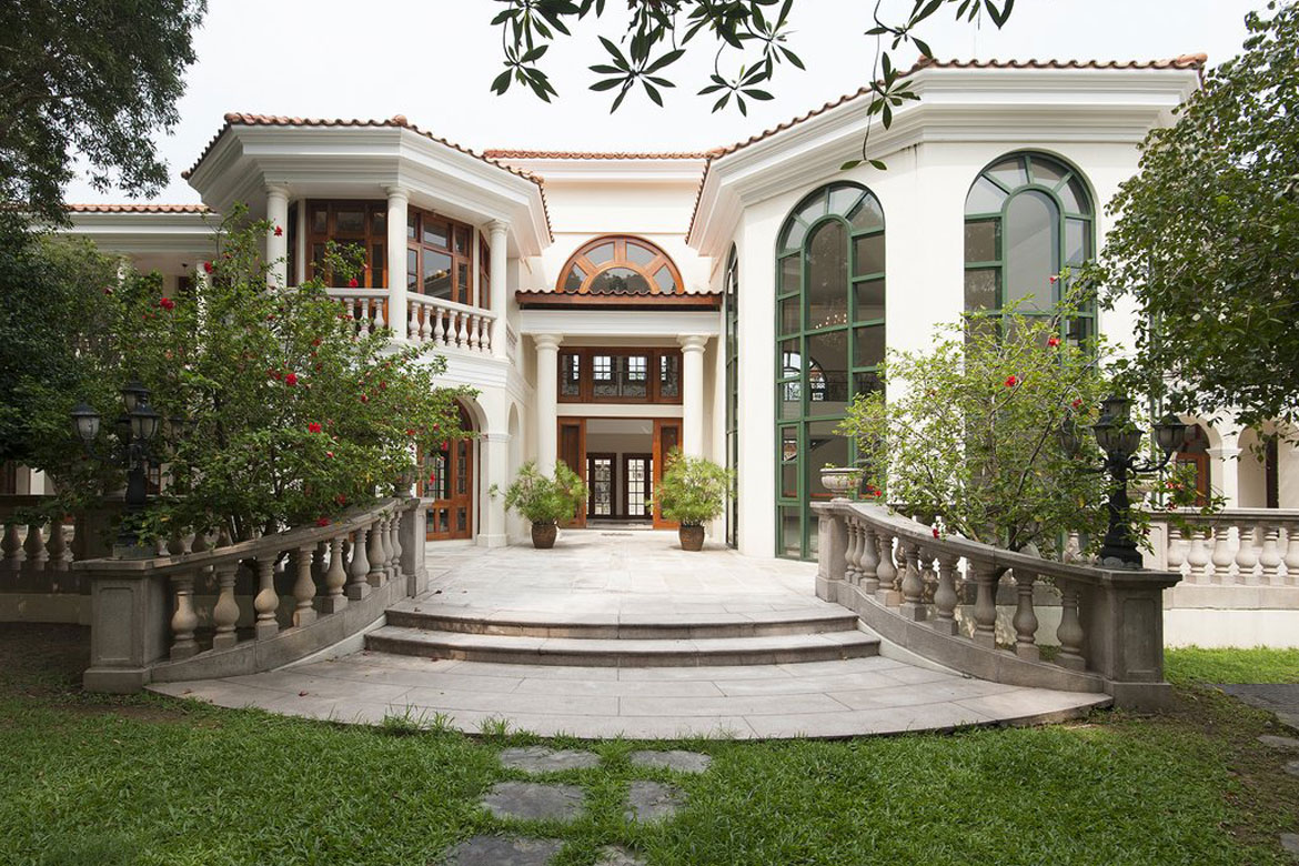 走進香港超級豪宅 “香檳屋”：城市中的古代皇帝 “御花園” - A Day Magazine