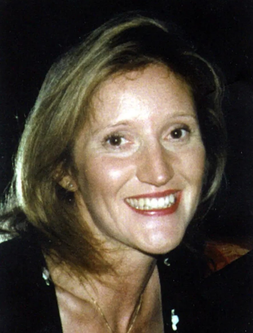 從英王室首席造型師，淪落成殺人犯：Jane Andrews 的虛榮心，賠掉她的一生 - A Day Magazine