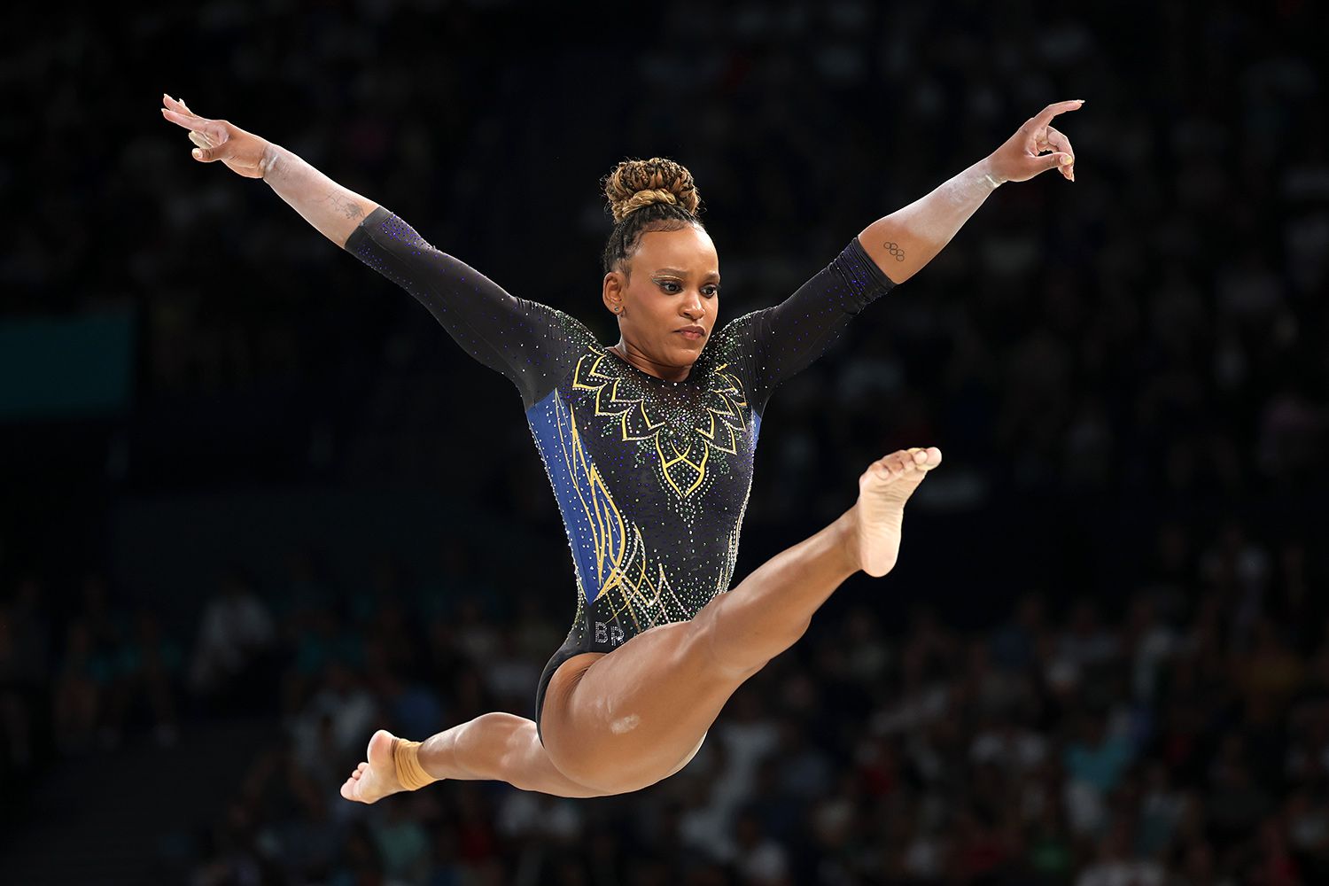 巴西體操新女王 Rebeca Andrade 誕生：生於 9 口貧戶，也是 Simone Biles 口中的最強勁敵 - A Day Magazine
