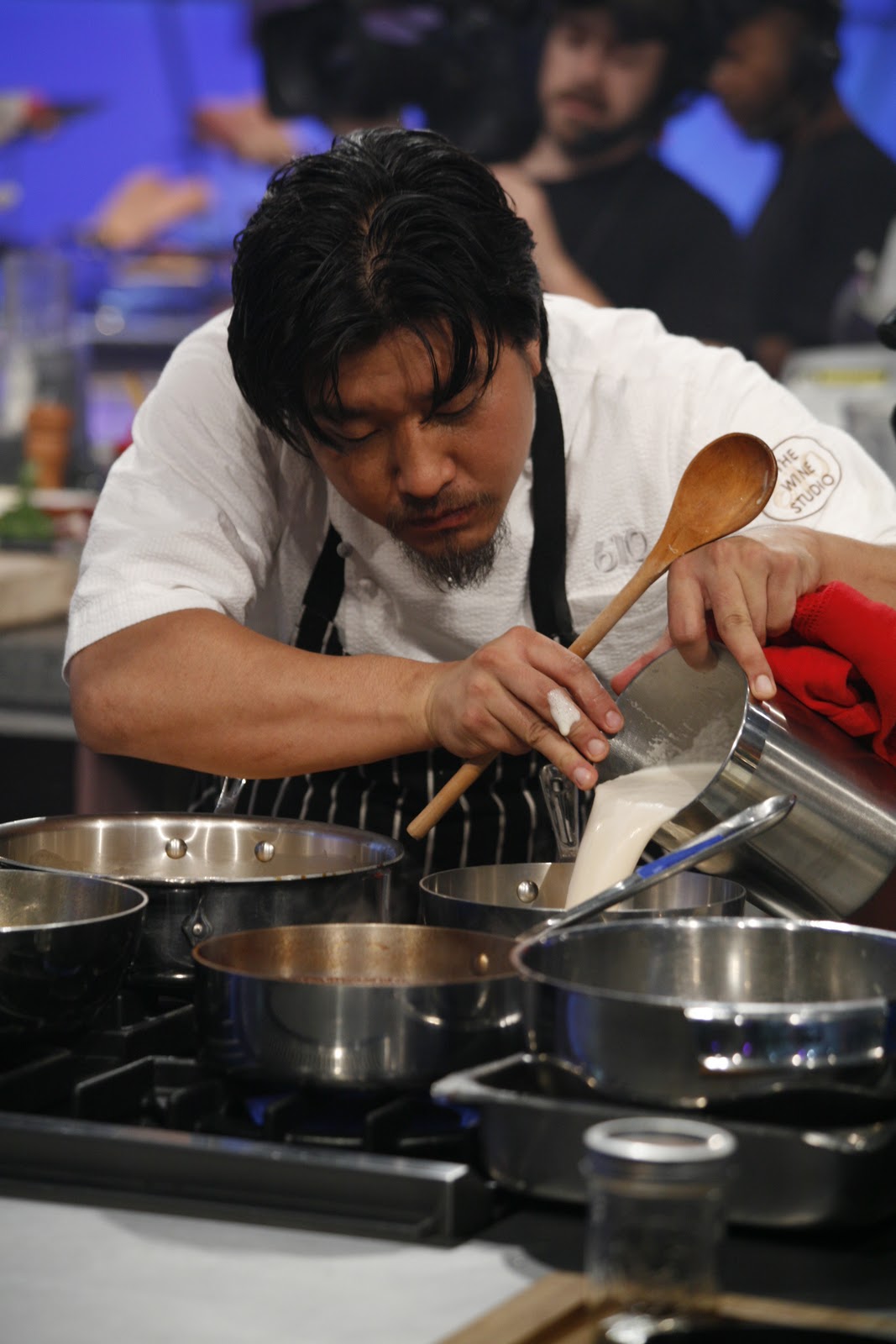 追完《黑白大廚》決賽仍意猶未盡？推薦 4 部 Netflix「廚神影集」，能看到 Edward Lee 在這裡帥氣獲勝 - A Day ...