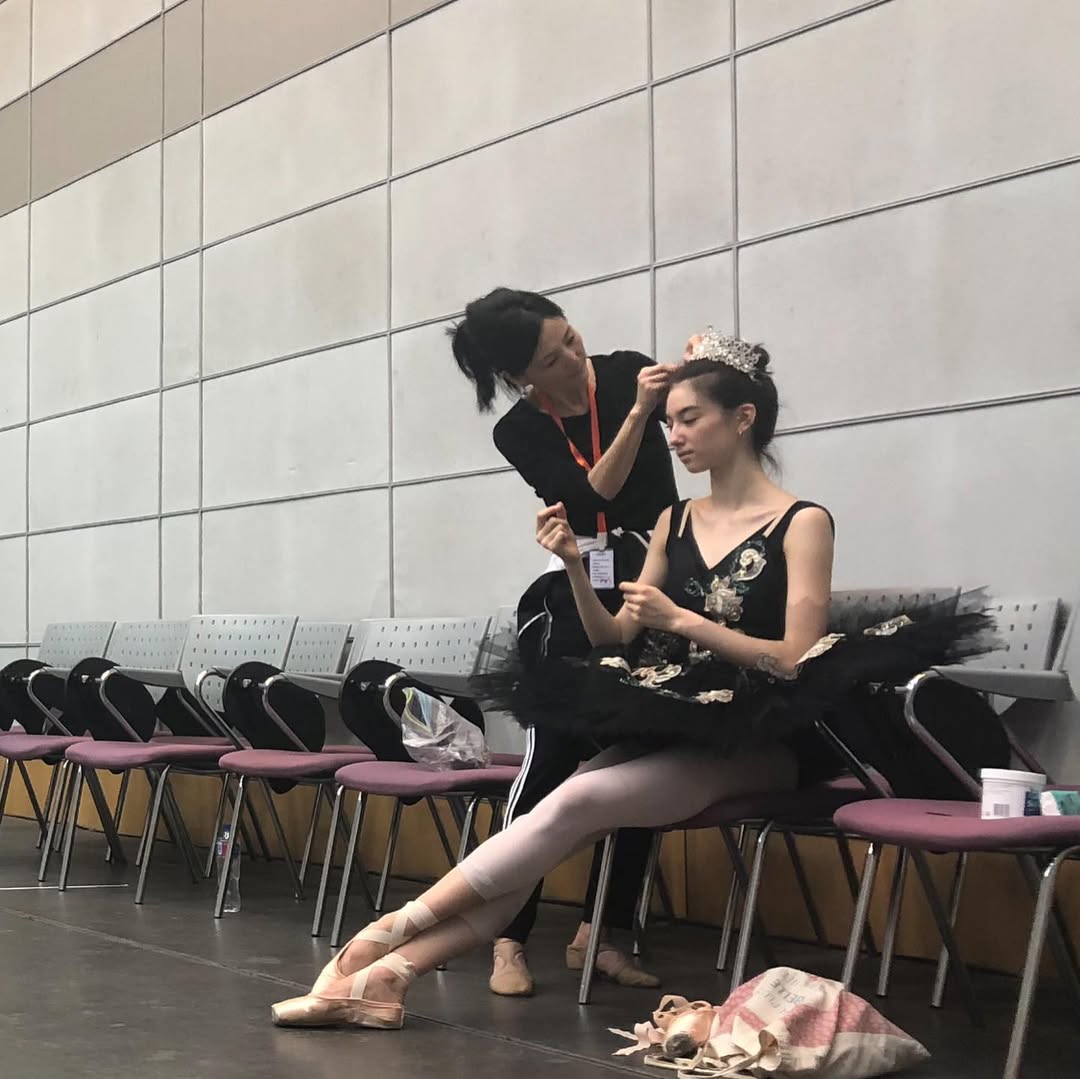 打破白人為主的隱形天花板，22 歲的 Chloe Misseldine，成為美國芭蕾舞劇院「第一位華裔首席舞者」 - A Day Magazine