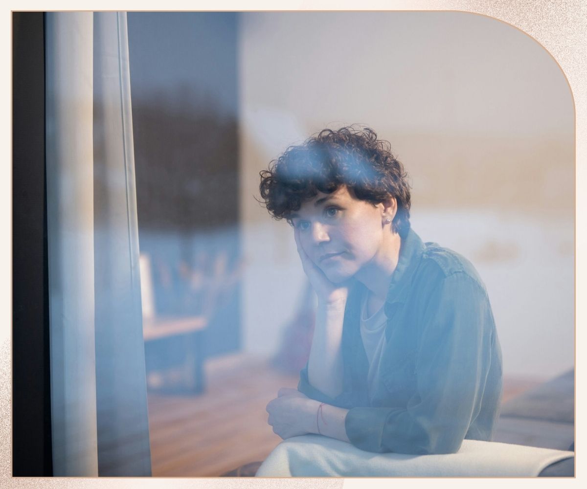 「聽比你落後的人，教你如何超前」：「如何維持貧窮」的 12 條建議，諷刺到心驚 - A Day Magazine